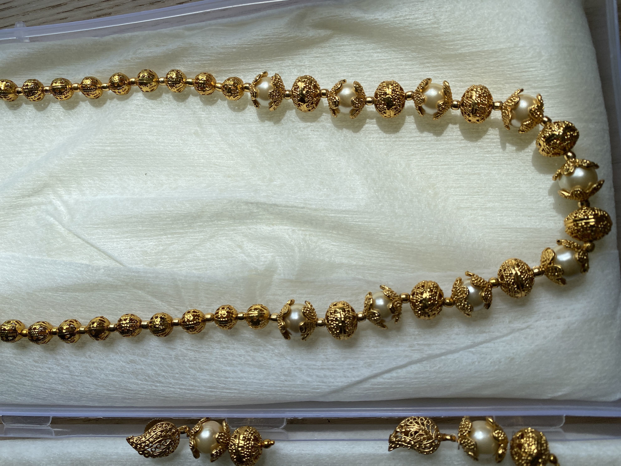 PunarviAuthentic|PreLoved|SustainableGold Nakshi Balls and perl chain ...