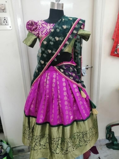 PunarviAuthentic|PreLoved|SustainableDark pink Lehenga with Kanchi ...