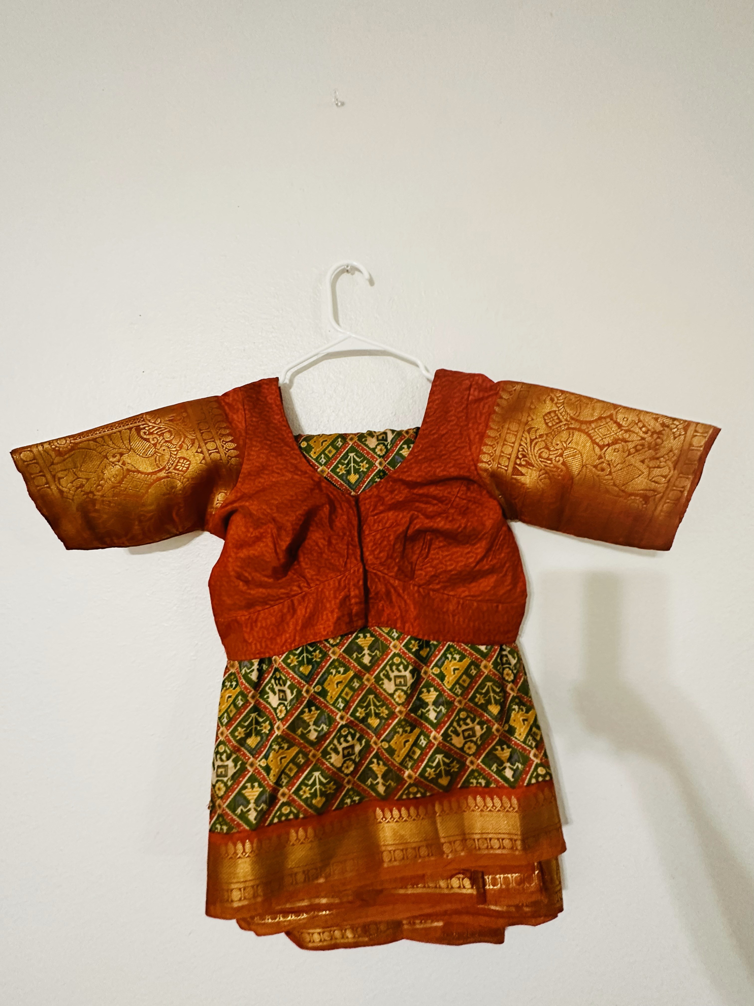 PunarviAuthentic|PreLoved|SustainableMehendi Green Rust color Saree