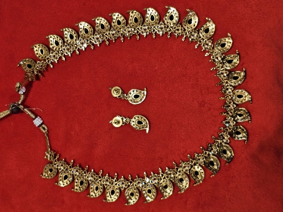 PunarviAuthentic|PreLoved|SustainableBeautiful Real kempu Mango haram